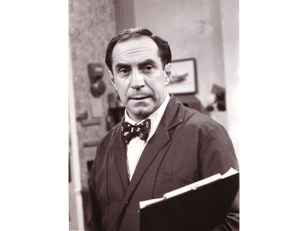 Photos | Gliding On - No Smoke Without Fire (First Episode ...